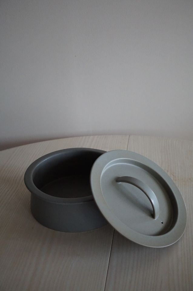 2016 / arita japan BG Cooking pot 240 / Grey sprinkle クッキングポット グレースクリン ...